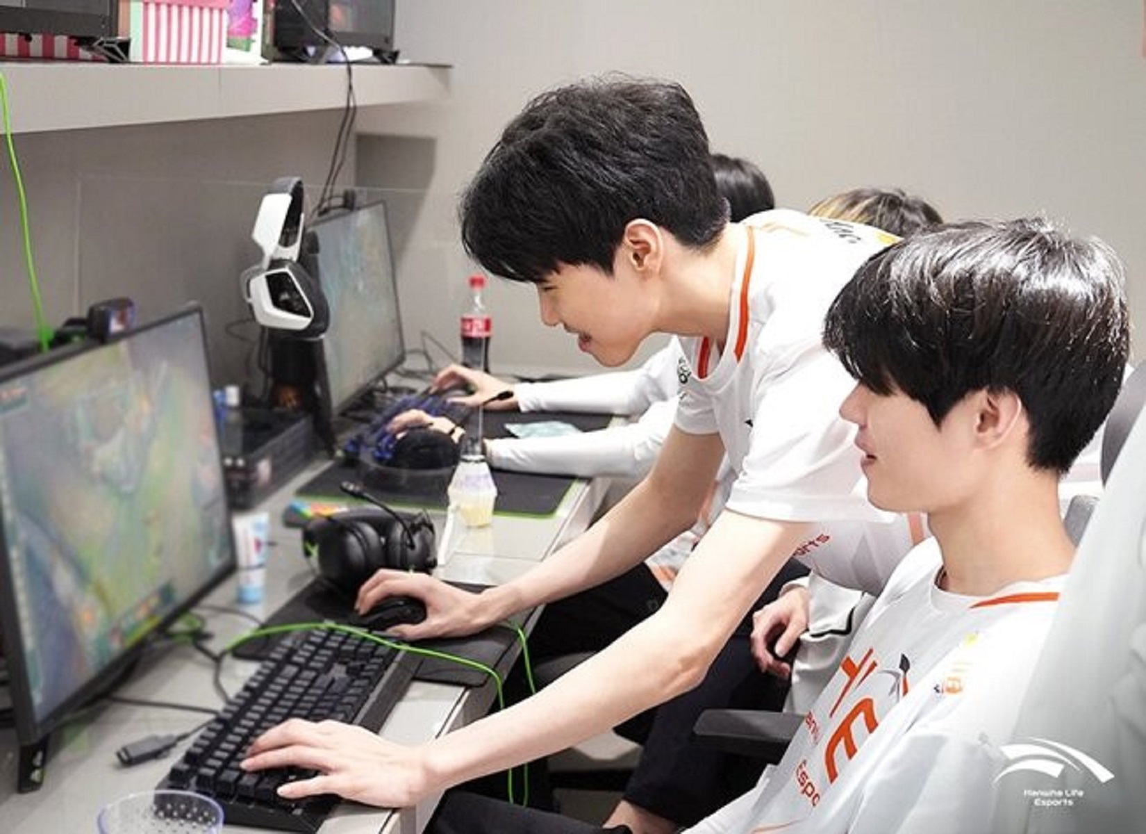 HLE Deft: 'Tôi sẽ không bao giờ bỏ cuộc trừ khi bản thân thực sự trở thành gánh nặng của team ...