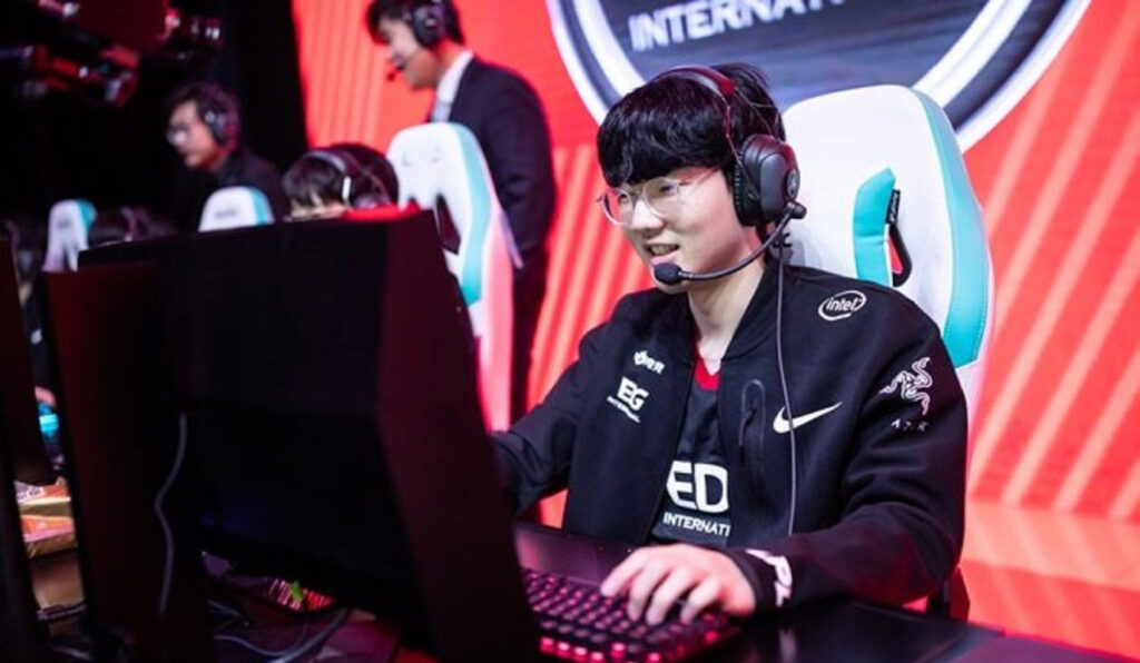 Danh hiệu MVP vòng bảng LPL Mùa Xuân 2021 gọi tên EDG Viper | ONE Esports Vietnam