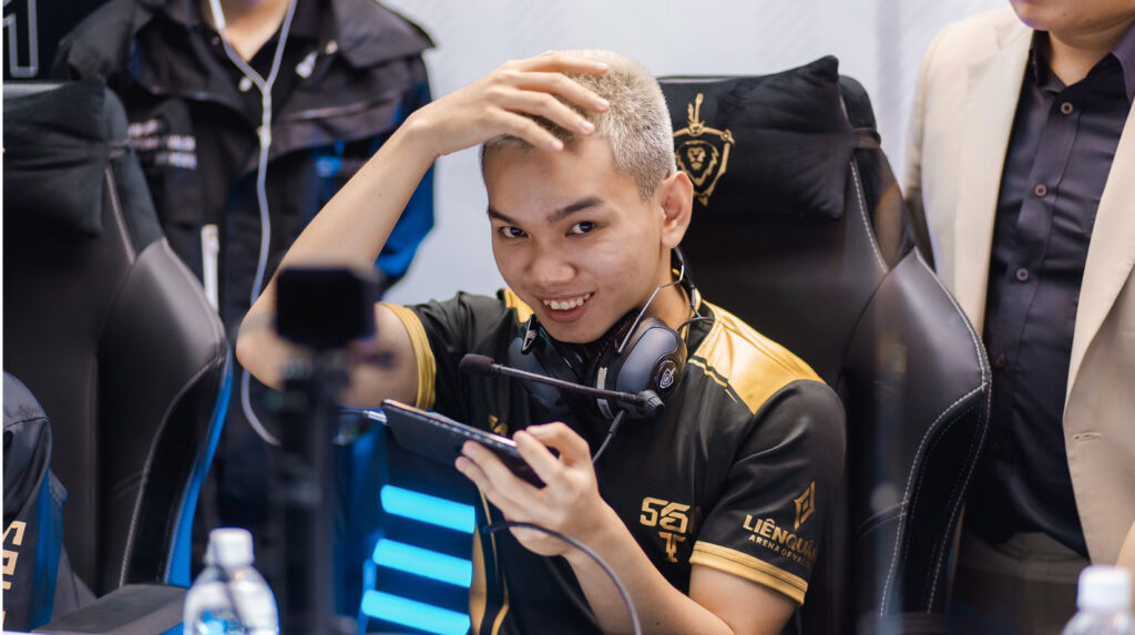 ĐTDV Mùa Đông 2021: SGP Cá nhận cơn mưa lời khen từ cả đối thủ lẫn ...