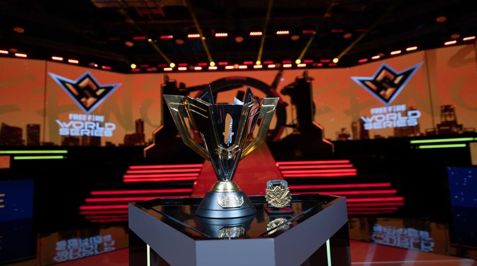 Free Fire: Giải vô địch thế giới FFWS 2021 bị hủy | ONE Esports Vietnam