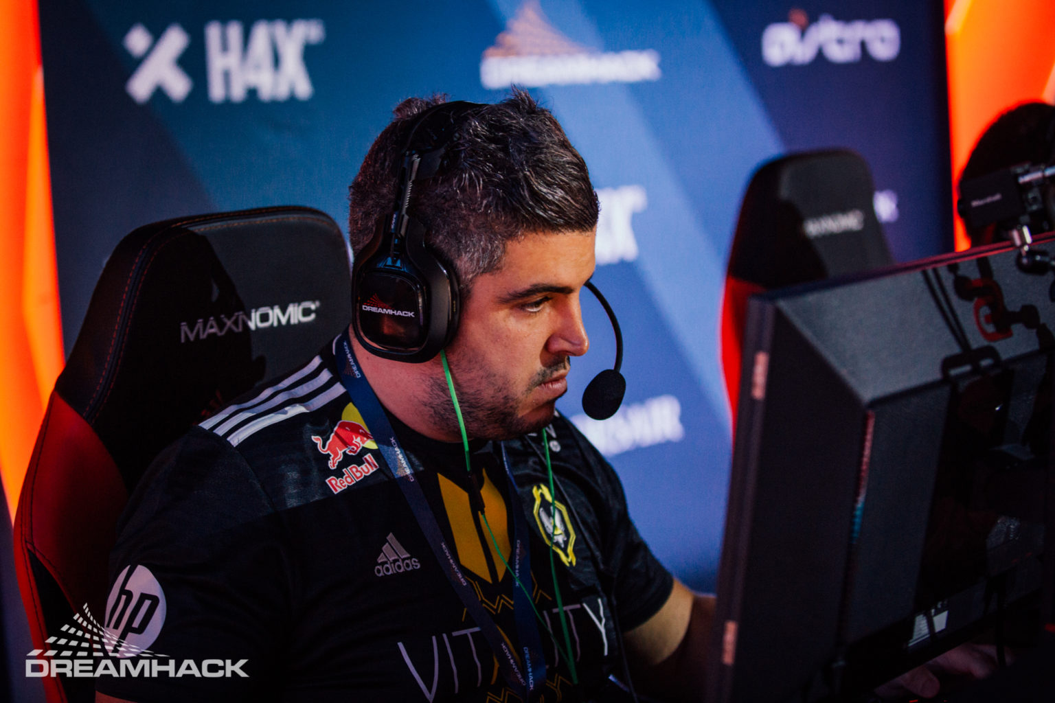 CS:GO: 'Lão tướng' RpK chính thức giải nghệ ở tuổi 32 | ONE Esports Vietnam