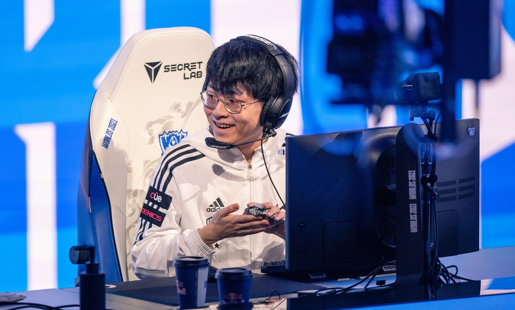 DK ShowMaker đưa ra câu trả lời về việc LCK hay LPL mạnh hơn, ủng hộ Riot loại bỏ chat all | ONE ...