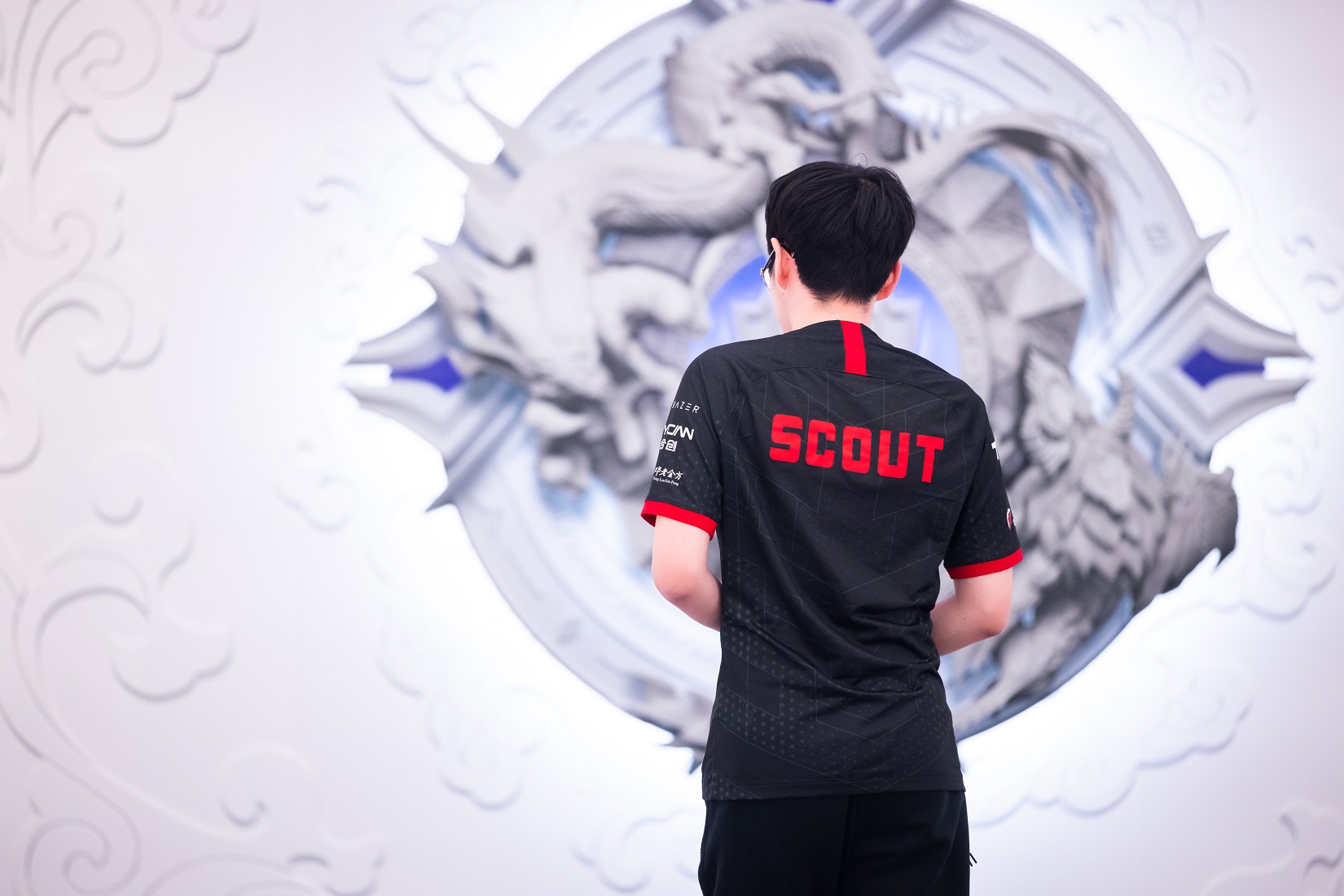 CKTG 2021: Thành công 'báo thù' cho idol Faker, Scout ẵm luôn danh hiệu MVP | ONE Esports Vietnam