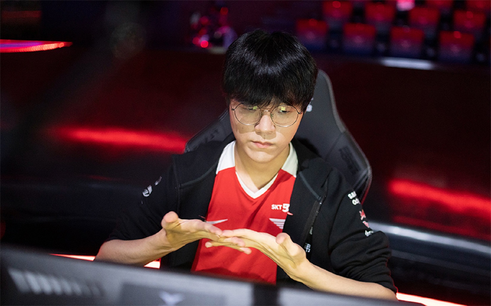 Truyền thông lần lượt đưa tin Teddy được đưa lên sàn chuyển nhượng, các đội LCK và LCS 'lao vào ...