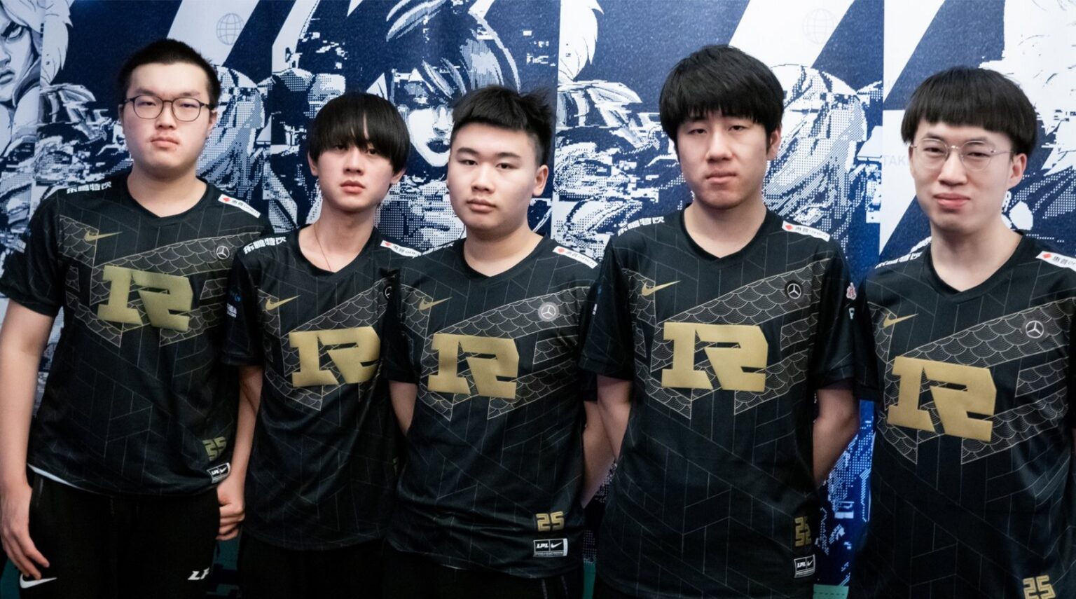 Uzi khẳng định GALA chơi tốt hơn mình, không muốn fan hâm mộ đưa ra so sánh | ONE Esports Vietnam