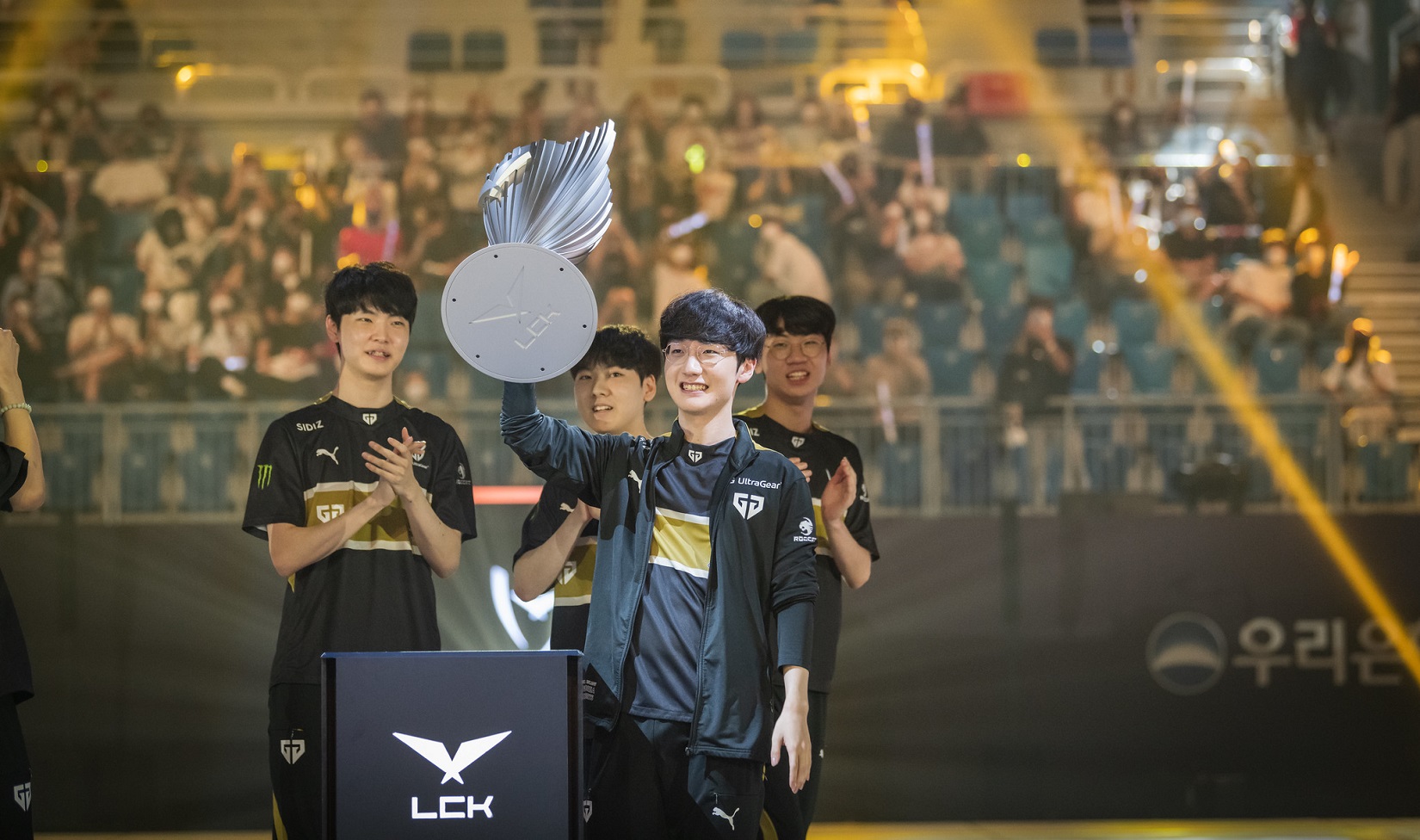 Peanut thành công có được danh hiệu Finals MVP sau màn trình diễn hoàn hảo trong trận Chung kết ...