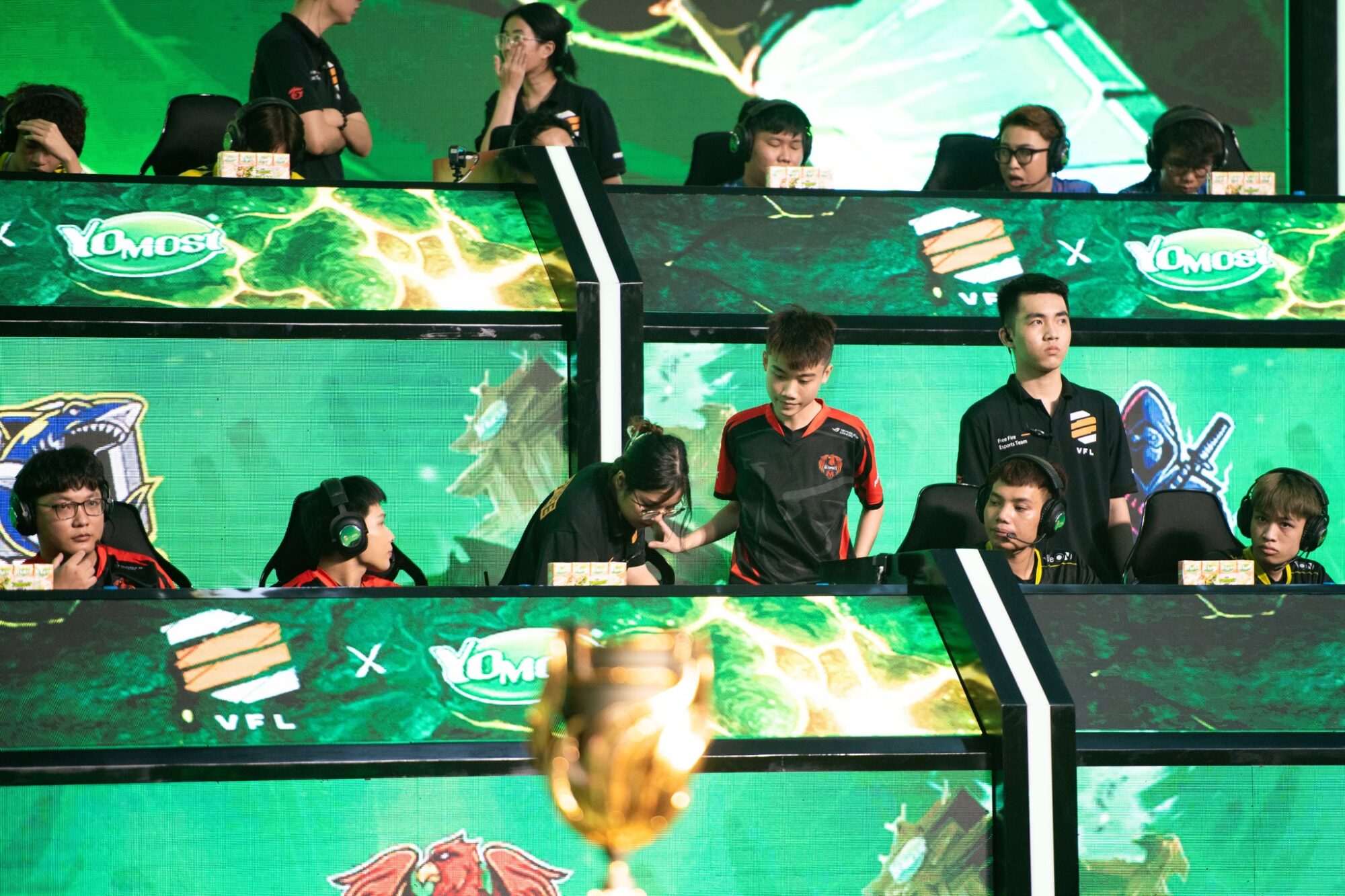 HQ Esports chính thức 'phá dớp' vua về nhì và trở thành tân vương mới ...