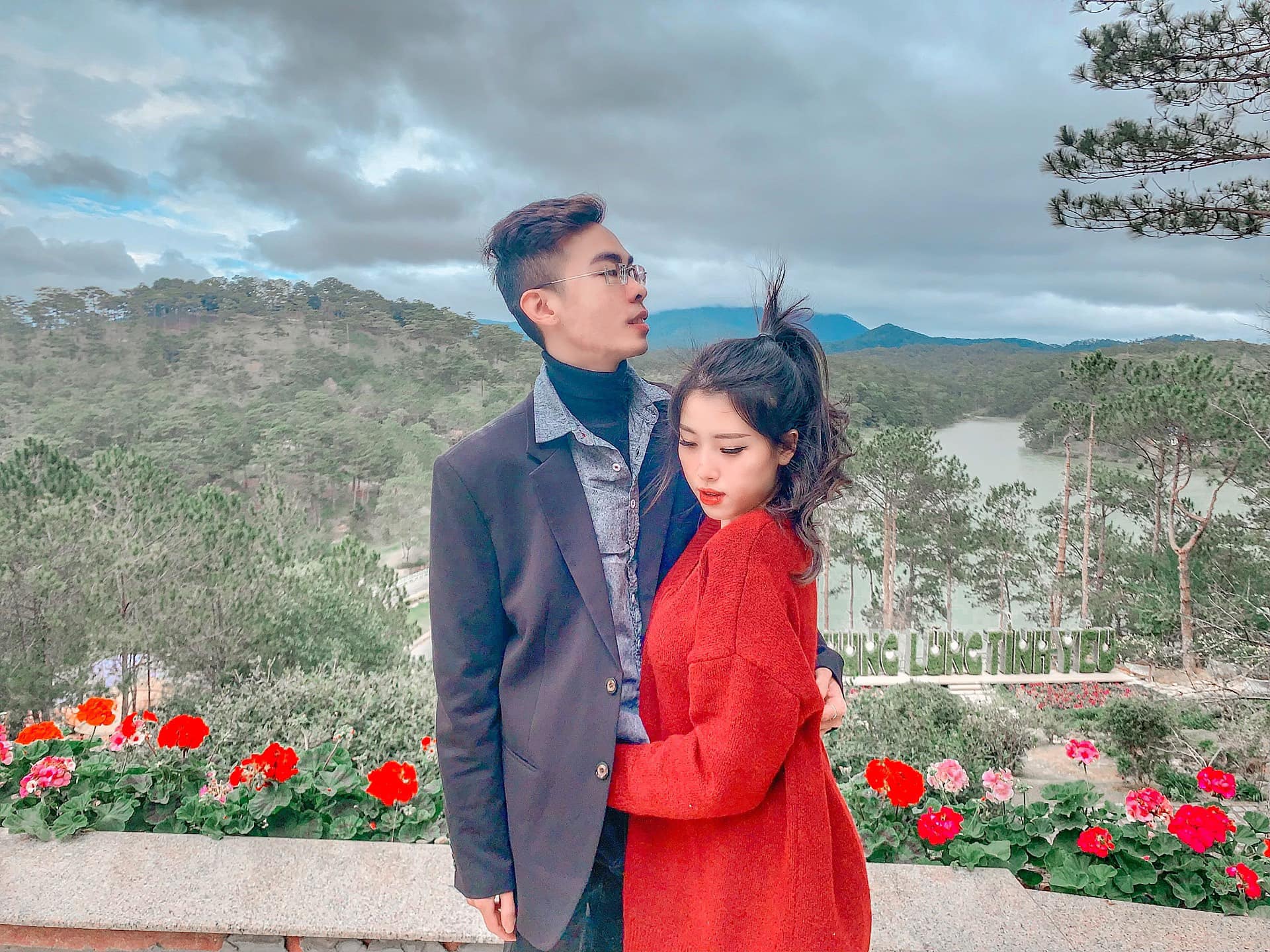 Ngài Petland nhận tin vui khi sắp đón con đầu lòng, fan mong chờ đám ...