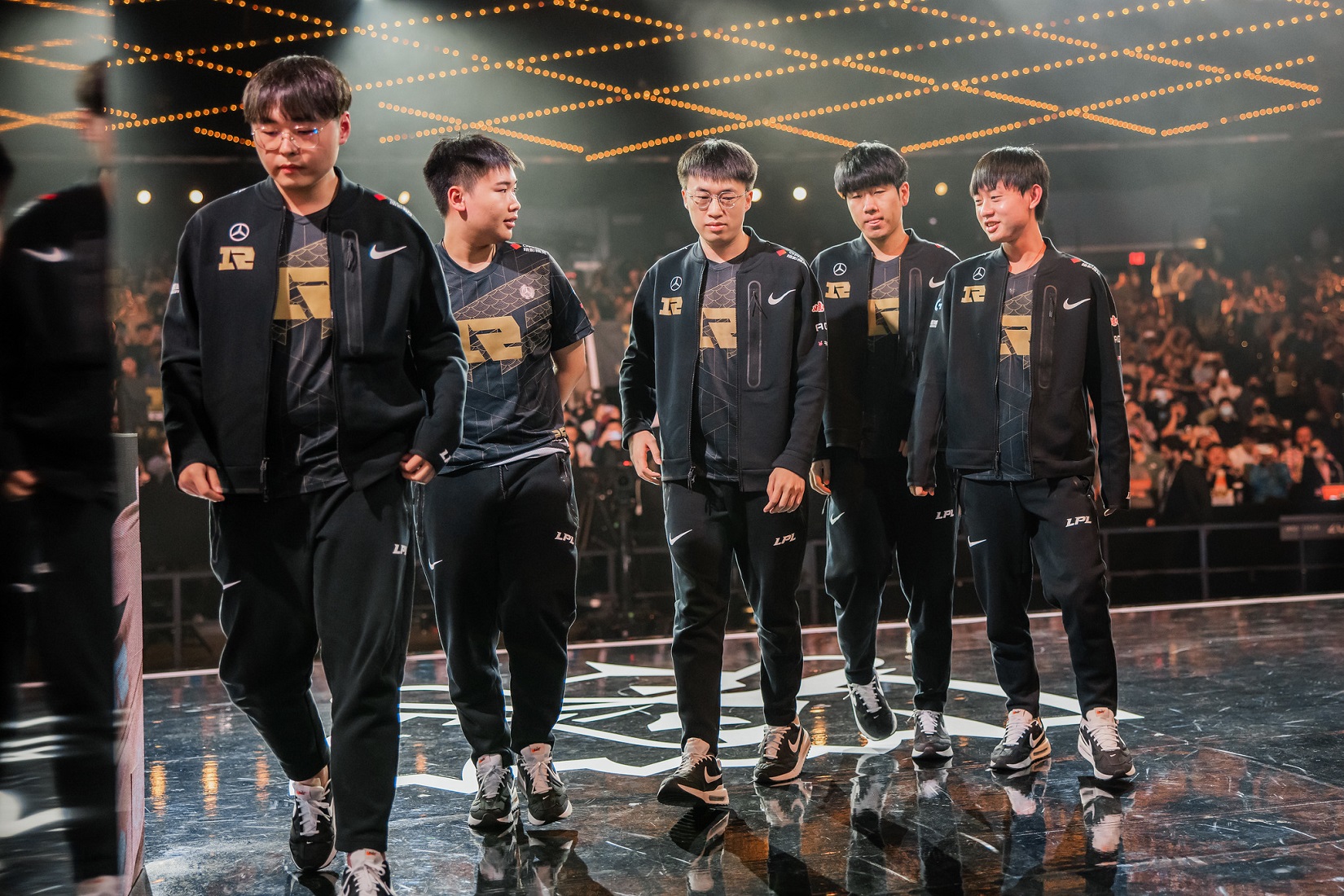 CKTG 2022 - RNG vs. T1: Cuộc tái đấu đầy duyên nợ, liệu Faker và đồng đội có thành công phục thù ...