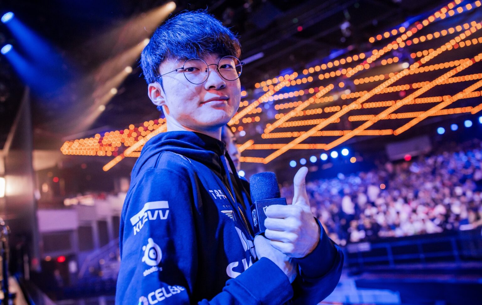 LMHT: Thực hư câu chuyện caster LPL dùng từ ngữ 'xúc phạm' Faker trong trận đấu với RNG | ONE ...