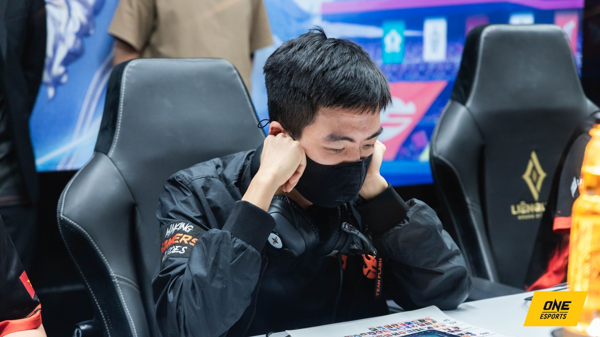 Liên Quân Mobile: Team Flash và bài toán HLV | ONE Esports Vietnam
