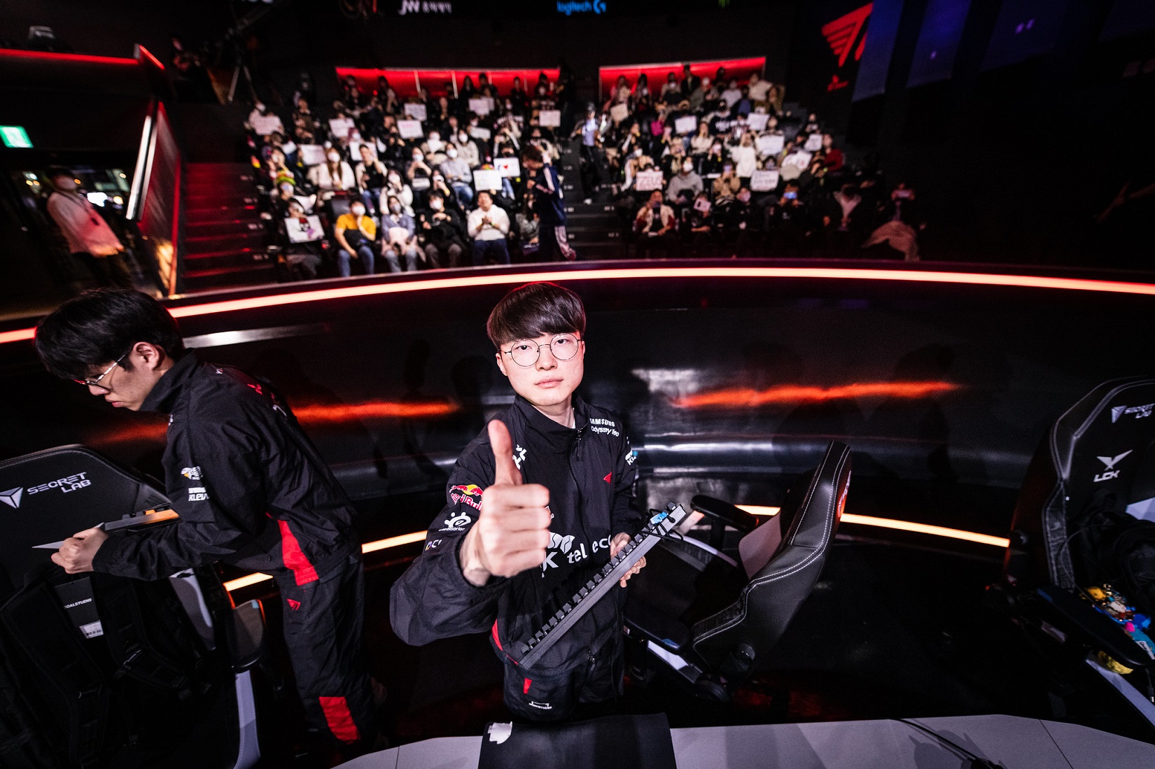 Faker: 10 năm bùng nổ trong sự nghiệp, thánh địa của Quỷ Vương sẽ luôn là vùng đất cấm | ONE ...