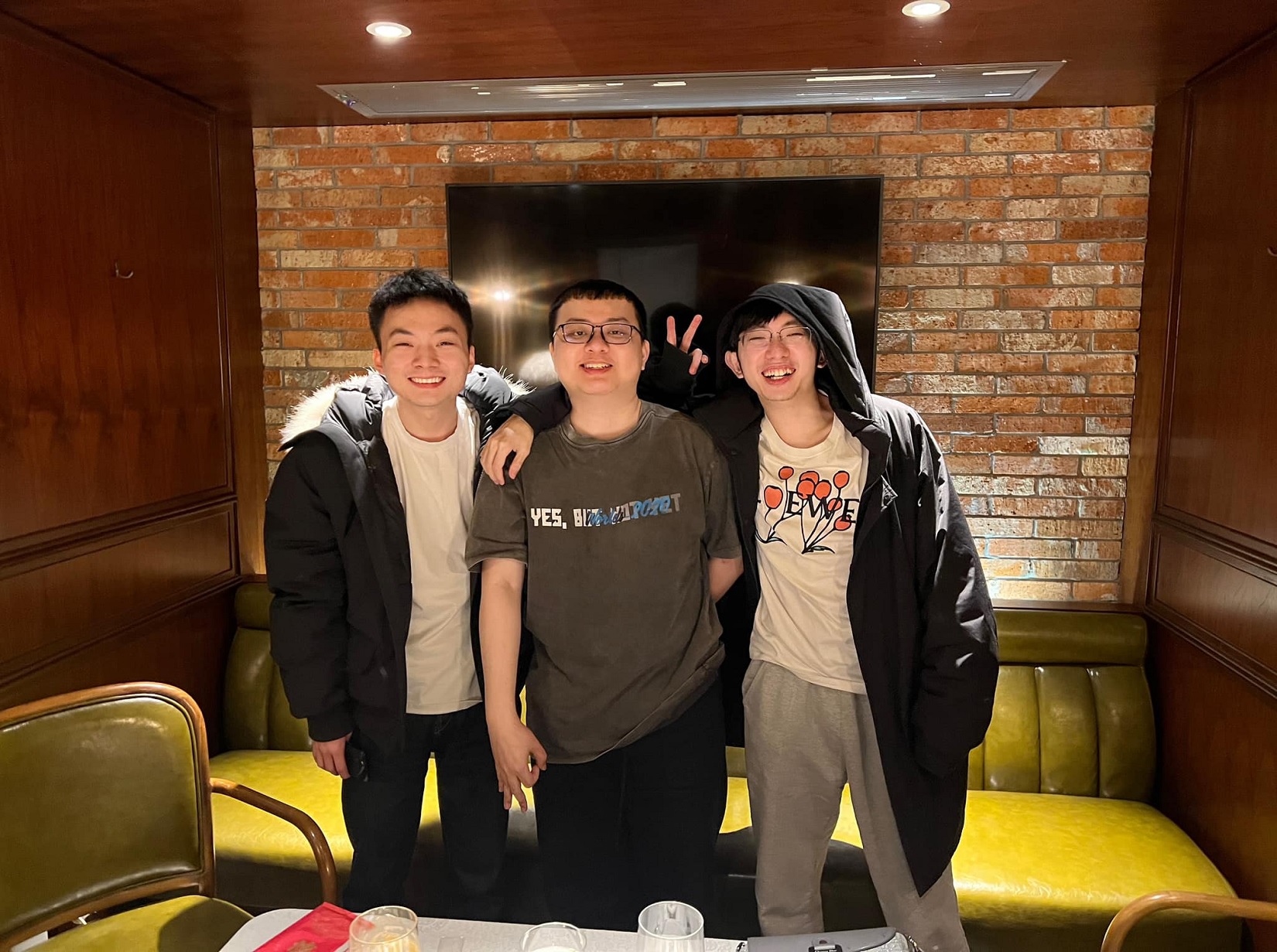 LPL Mùa Xuân 2023: Angel tiết lộ về tương lai của SofM trên sóng stream | ONE Esports Vietnam