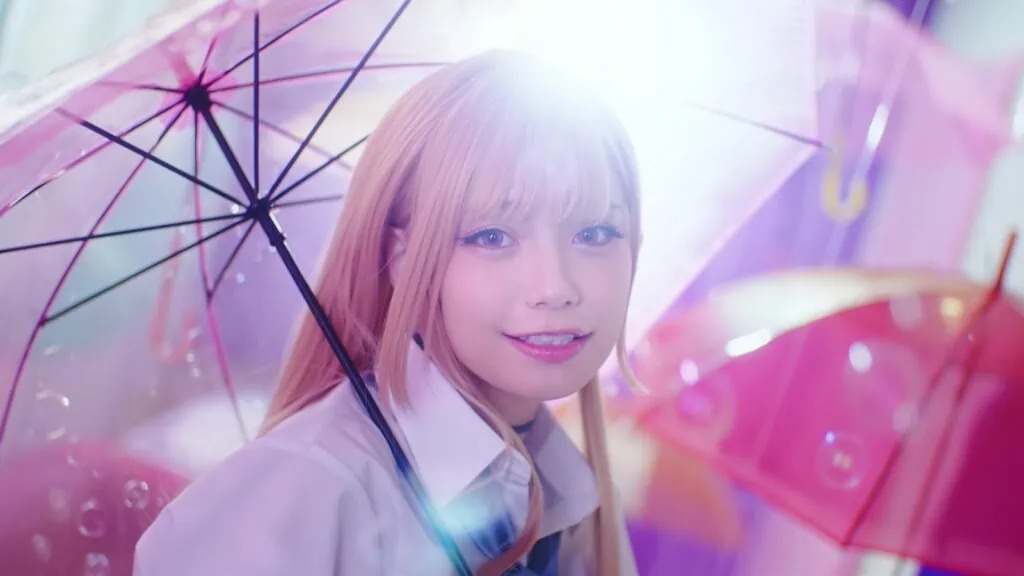 My Dress-Up Darling Cosplay: Akase Akari trong vai Marin hoàn hảo tới ...