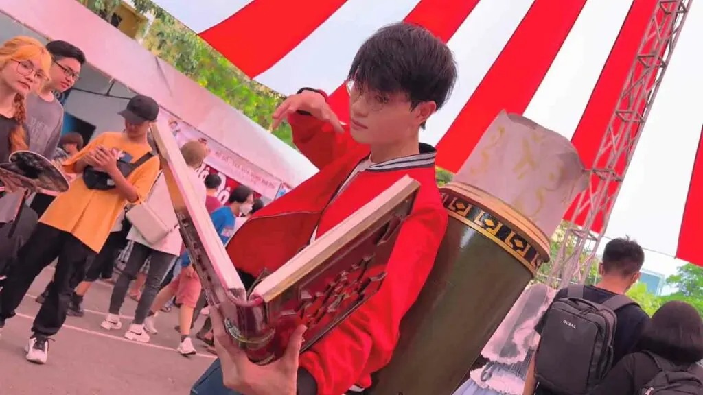 Coser Việt gây sốt với màn hóa thân thành 'Faker đang cosplay Ryze ...