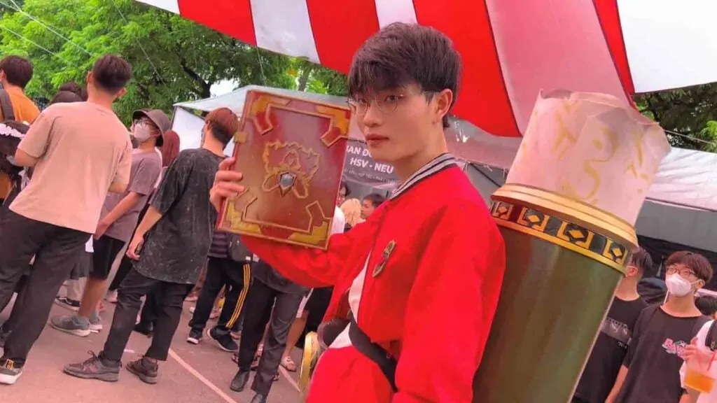 Coser Việt gây sốt với màn hóa thân thành 'Faker đang cosplay Ryze ...