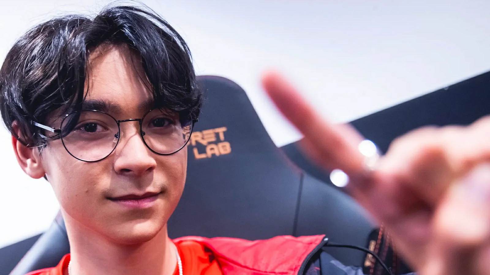 Valorant: TenZ phải nén đau để thi đấu chỉ với 9 ngón tay lành lặn ...