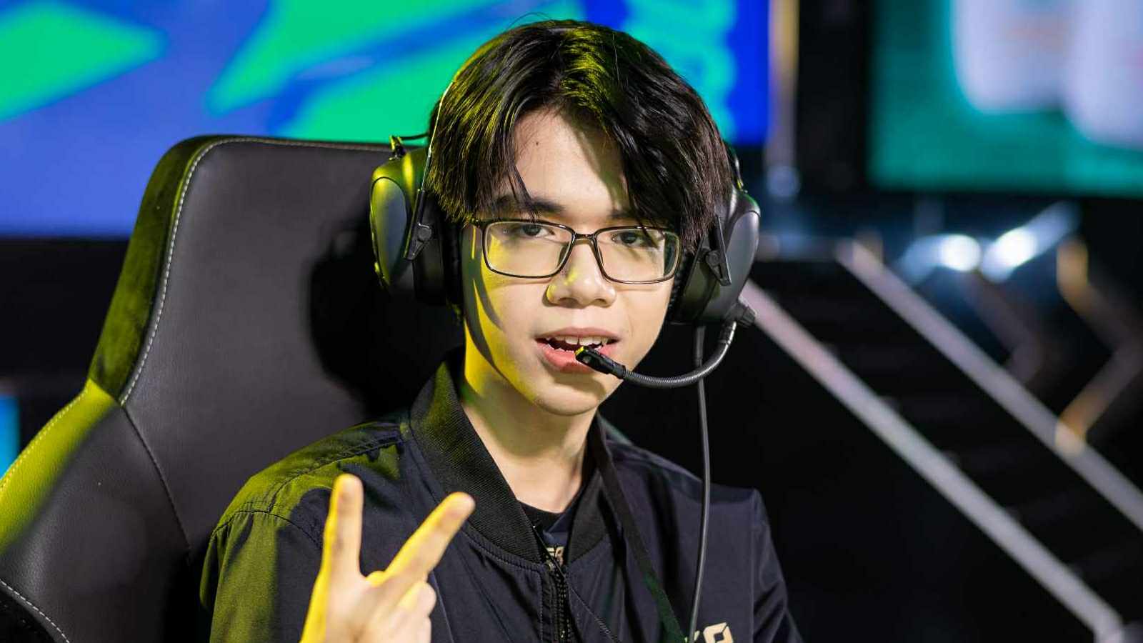 ĐTDV Mùa Xuân 2023: Điều gì làm nên một Saigon Phantom bất khả chiến bại? | ONE Esports Vietnam