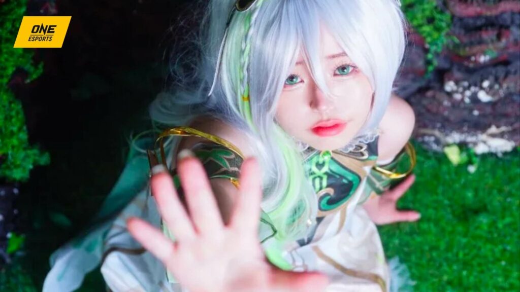 Genshin Impact Cosplay Chiêm Ngưỡng Thảo Thần Nahida Cực Thơ Mộng Cùng Cô Nàng Hyobi One