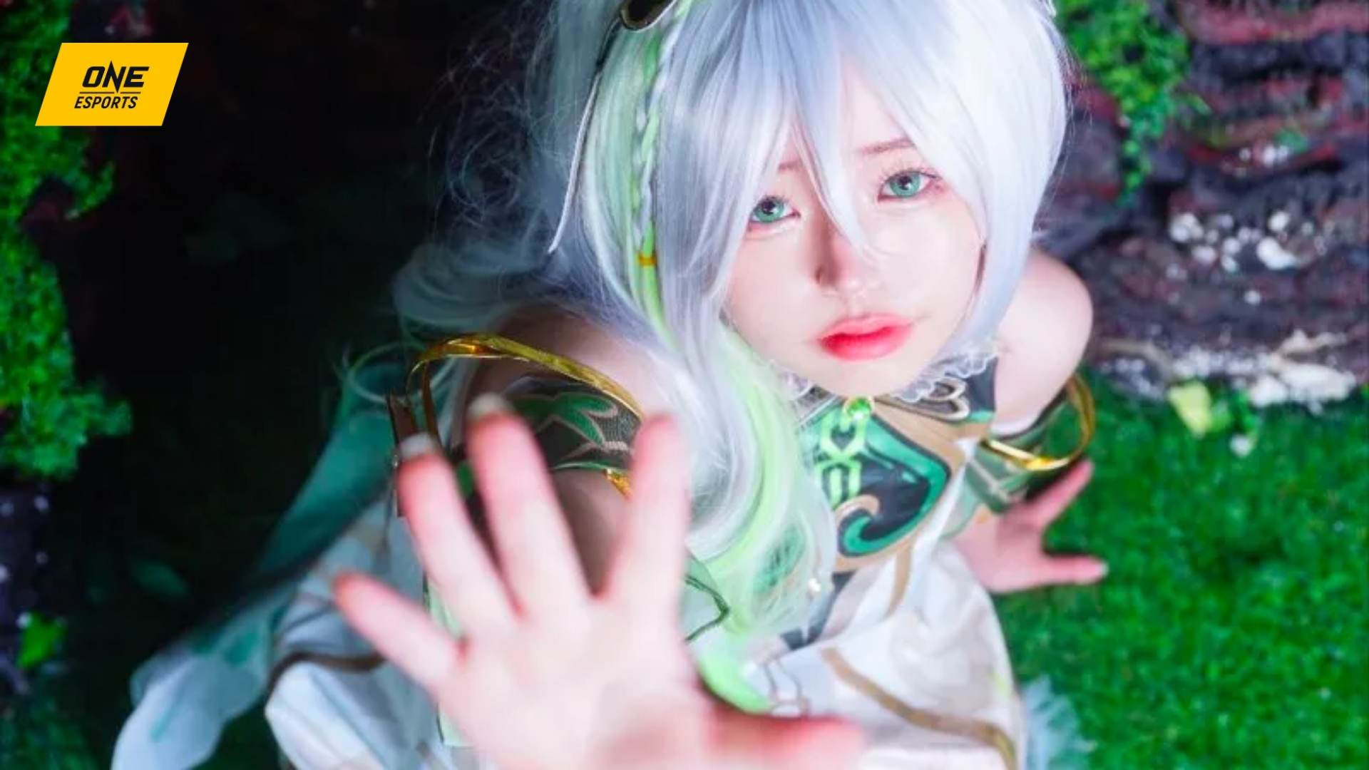 Genshin Impact Cosplay: Chiêm ngưỡng Thảo Thần Nahida cực thơ mộng cùng ...