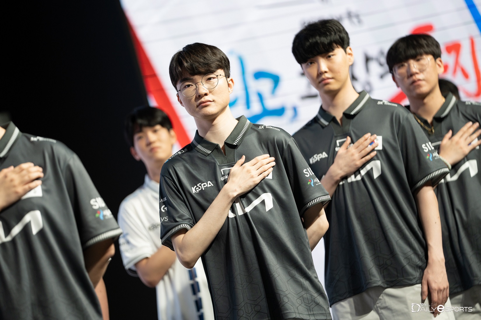 ASIAD 19: HLV kkOma khẳng định có 2 mid laner trong đội hình chưa bao giờ là vấn đề của đội ...