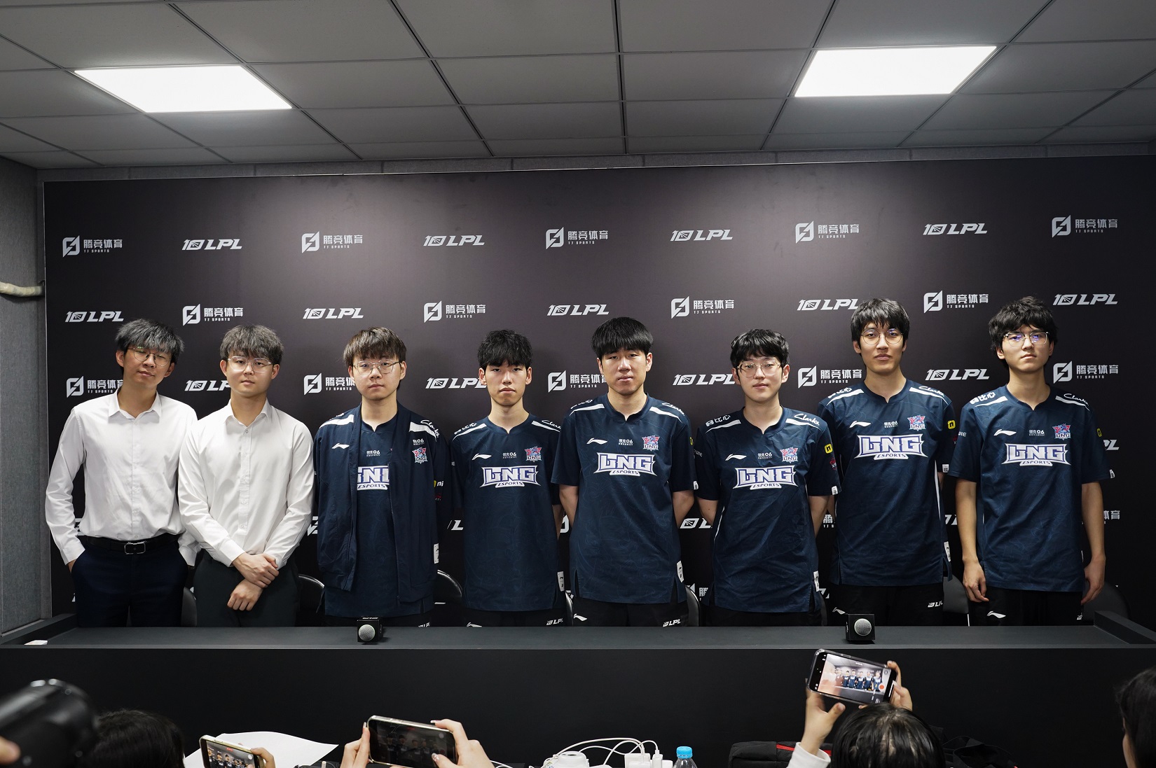 LPL Mùa Hè 2023: LNG Esports giành quyền vào Chung kết tổng, HLV trưởng ...
