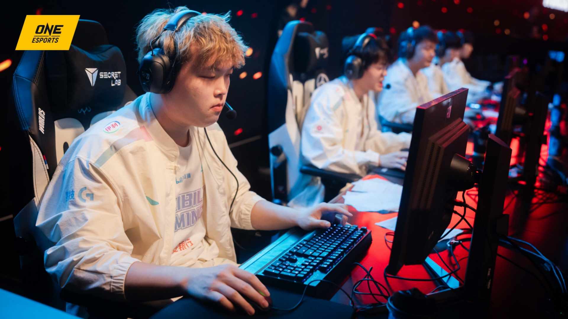 CKTG 2023: HLV Tabe tiết lộ về việc chỉ dạy Bin 'trưởng thành' qua từng trận đấu | ONE Esports ...