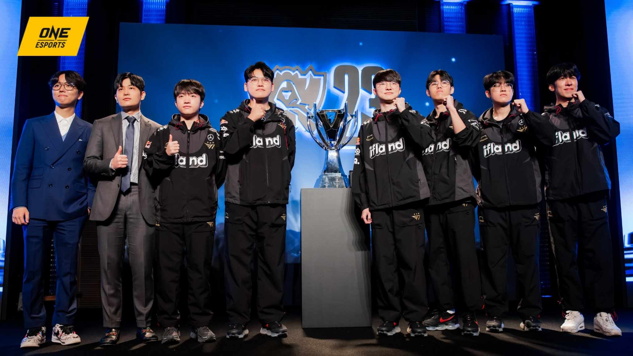 CKTG 2023: HLV Tom đảm bảo T1 sẽ 'giành chức vô địch' với sức mạnh từ đường dưới | ONE Esports ...