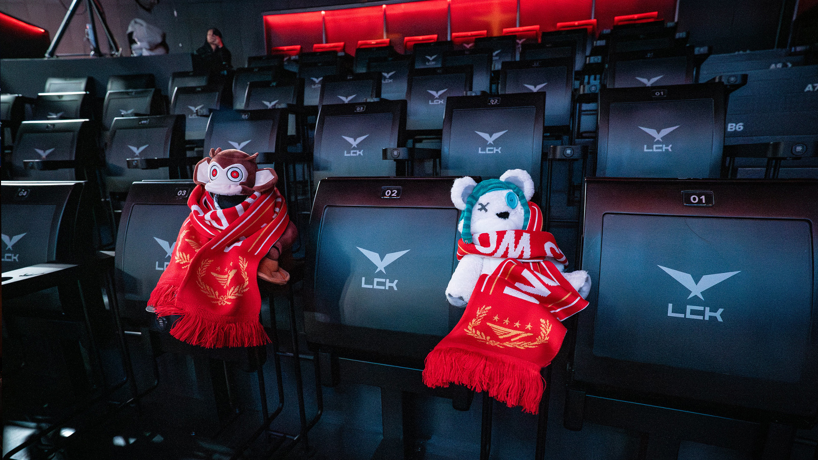 LCK tiếp tục 'chìm sâu' vì DDoS, Riot Games vẫn chưa tìm ra giải pháp tối ưu nhưng T1 đã có ...