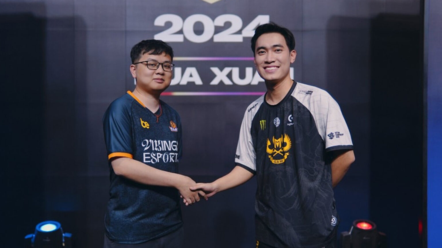 Không hổ danh 'Vua trò chơi': SofM thể hiện bản lĩnh khi vừa giúp VKE đánh bại GAM, vừa 'cứu ...