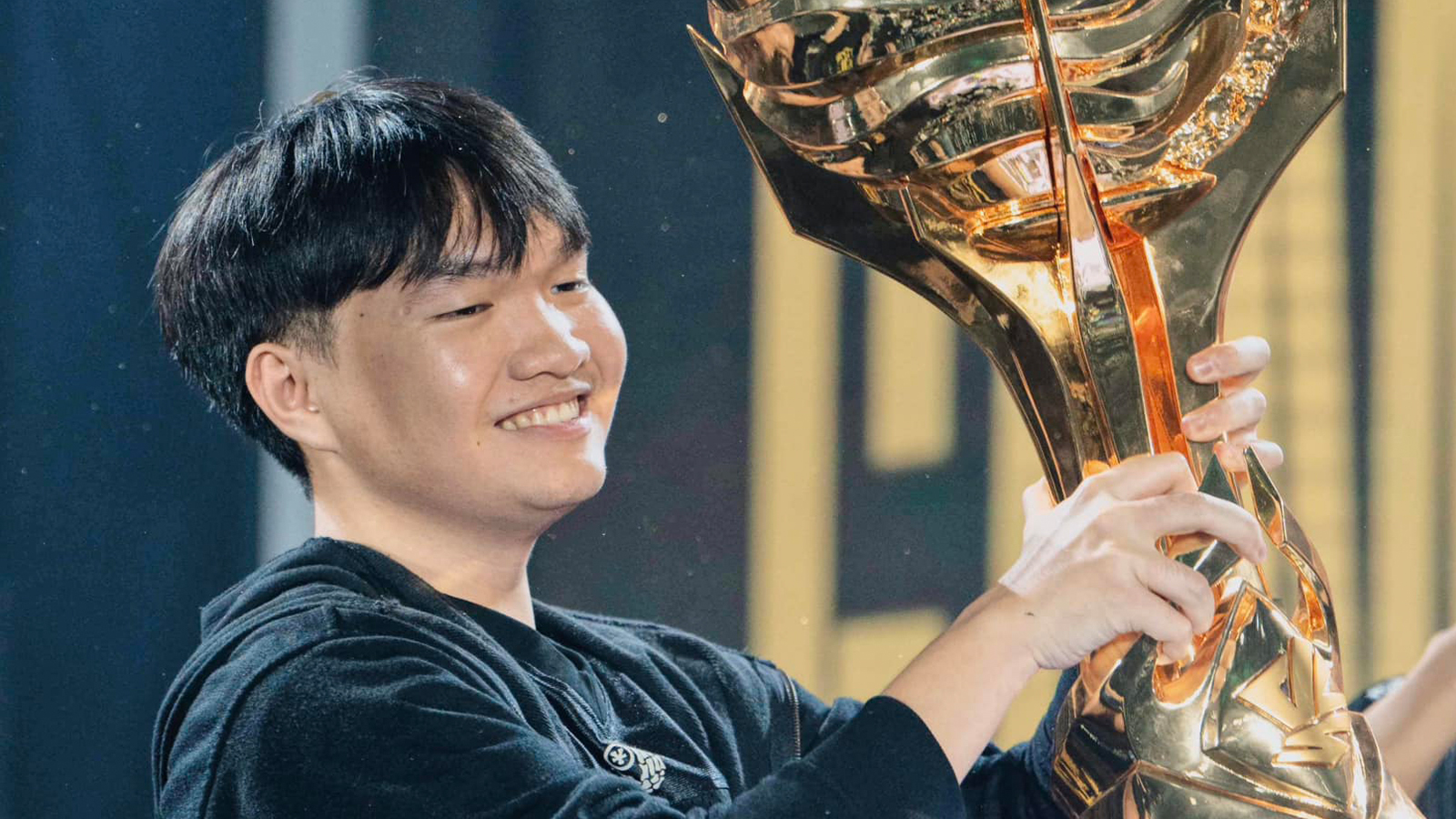 Độc quyền - GAM Emo sẵn sàng 'nhận trọng trách nếu GAM cần 1 bộ khung ...