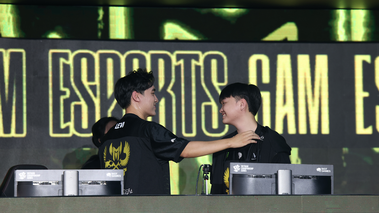 Độc quyền - GAM Emo sẵn sàng 'nhận trọng trách nếu GAM cần 1 bộ khung ...