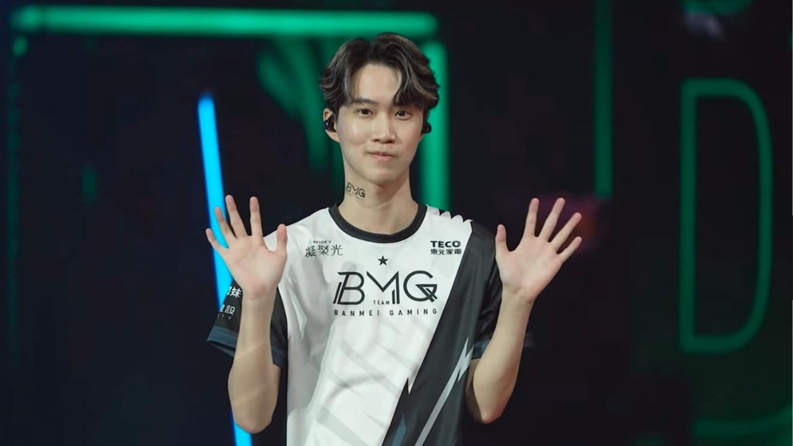 Liên Quân: Vừa vuột mất chức vô địch AIC 2024, tuyển thủ 'bias của SGP Khoa' BMG Junnn vướng tin ...