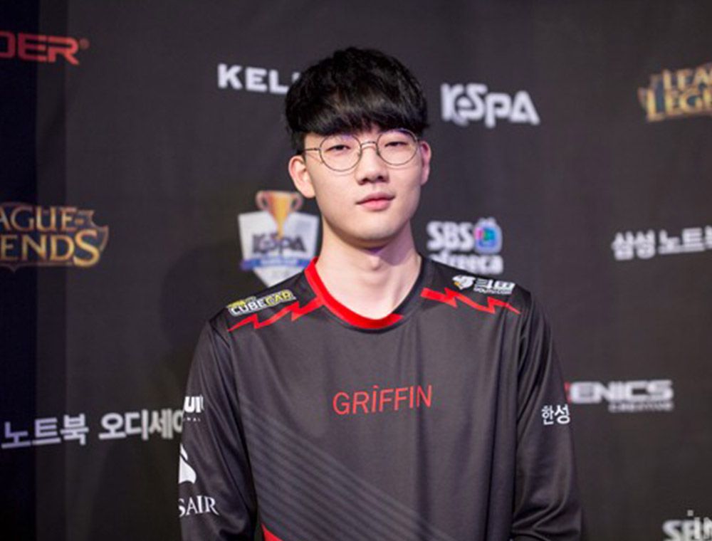 LMHT: GRF Viper lý giải việc lấy Đạo Chích cho Sivir vì... không thích ...