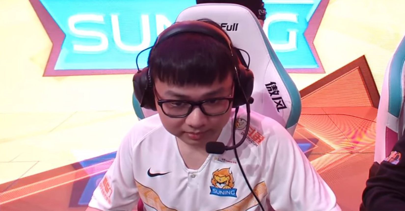 LMHT: Thiếu sự kết nối, SofM cùng các đồng đội nhận thất bại ngay trận ...