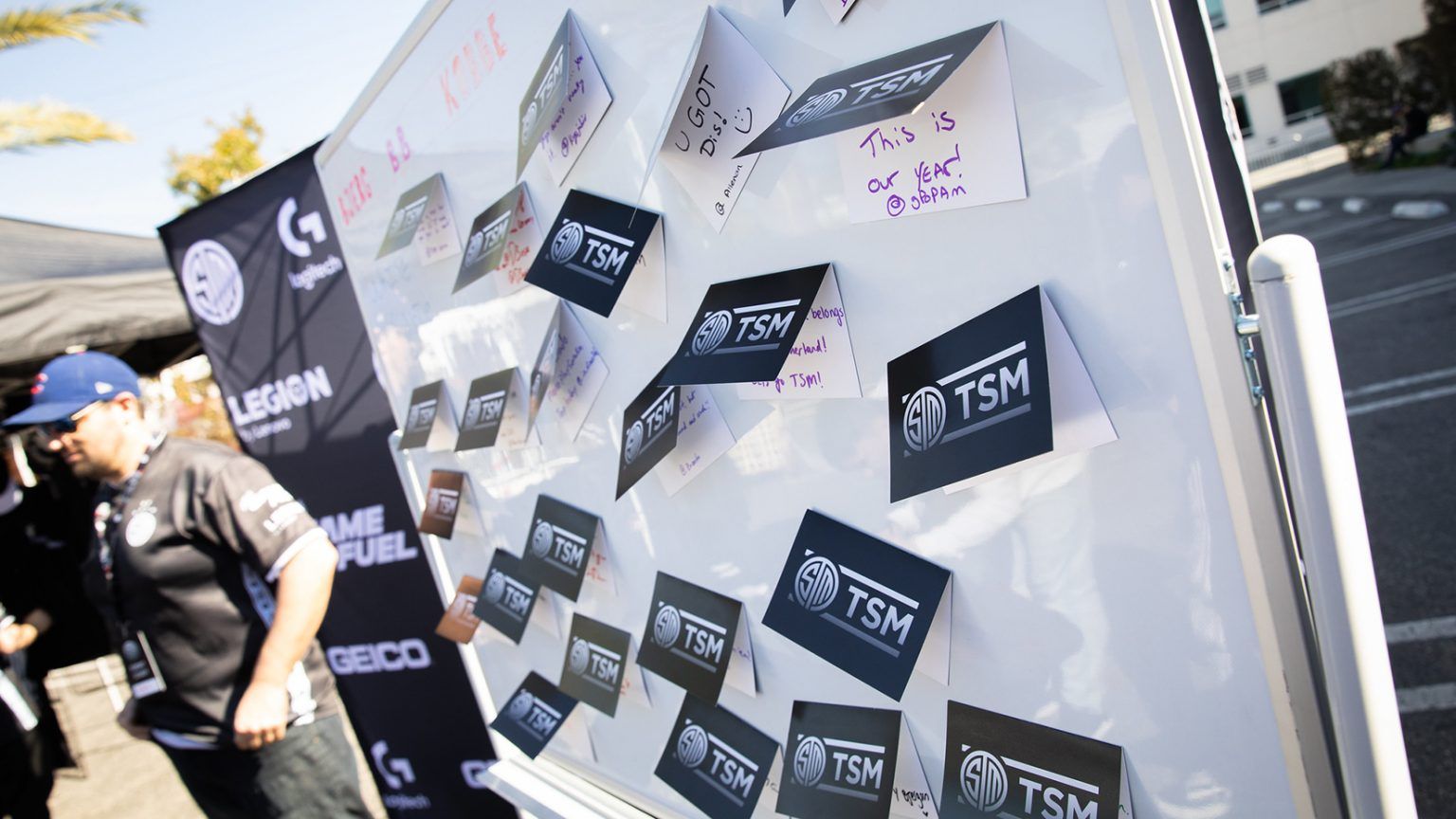 LMHT: Nữ chủ tịch TSM lỡ lời tiết lộ về tương lai của Dardoch ngay trên ...