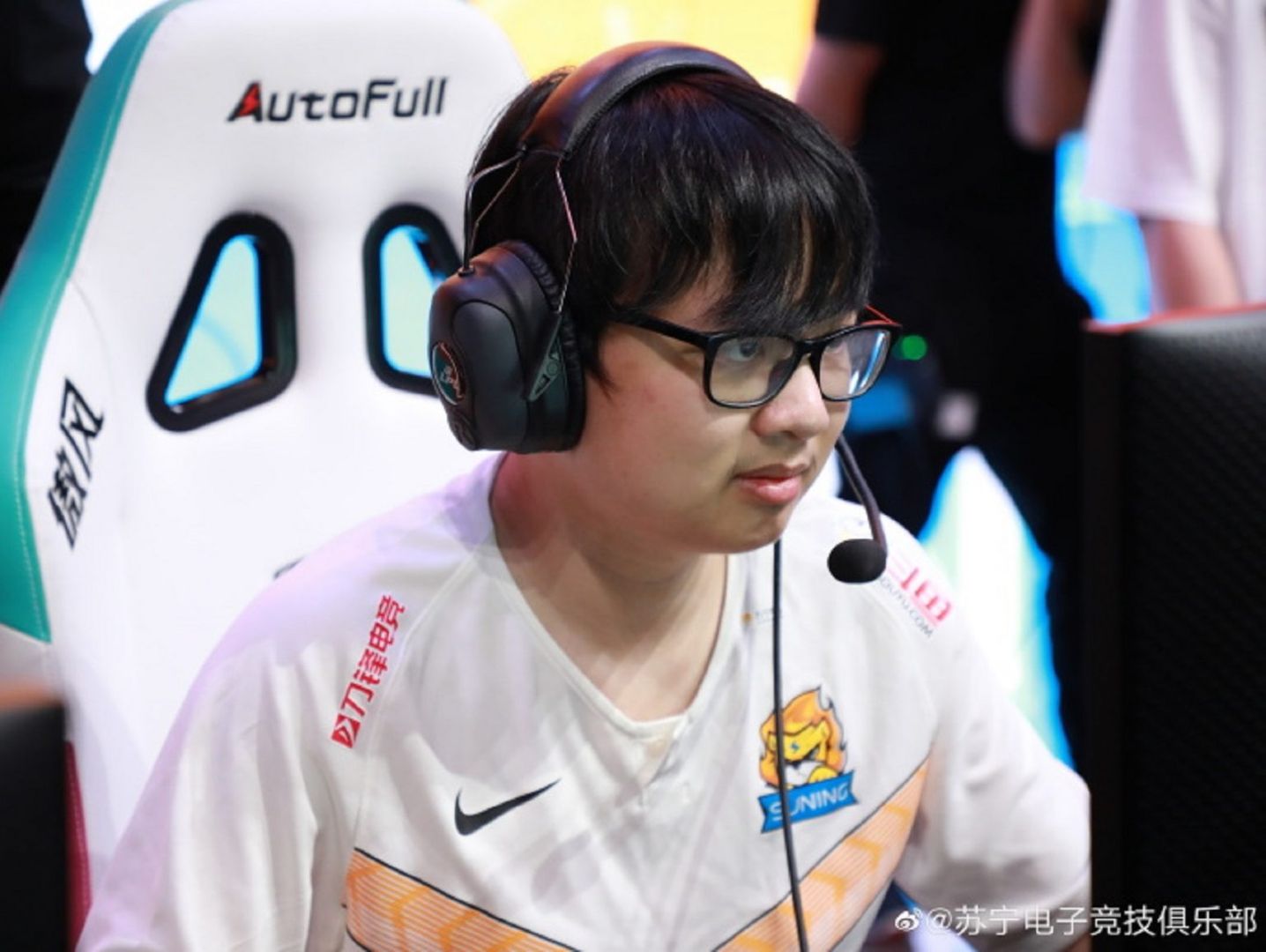 LPL Mùa Hè 2020 - Tuần 3: Đánh bại RW 2-0, SofM cùng SN chấm dứt chuỗi 3 trận thua liên tiếp ...