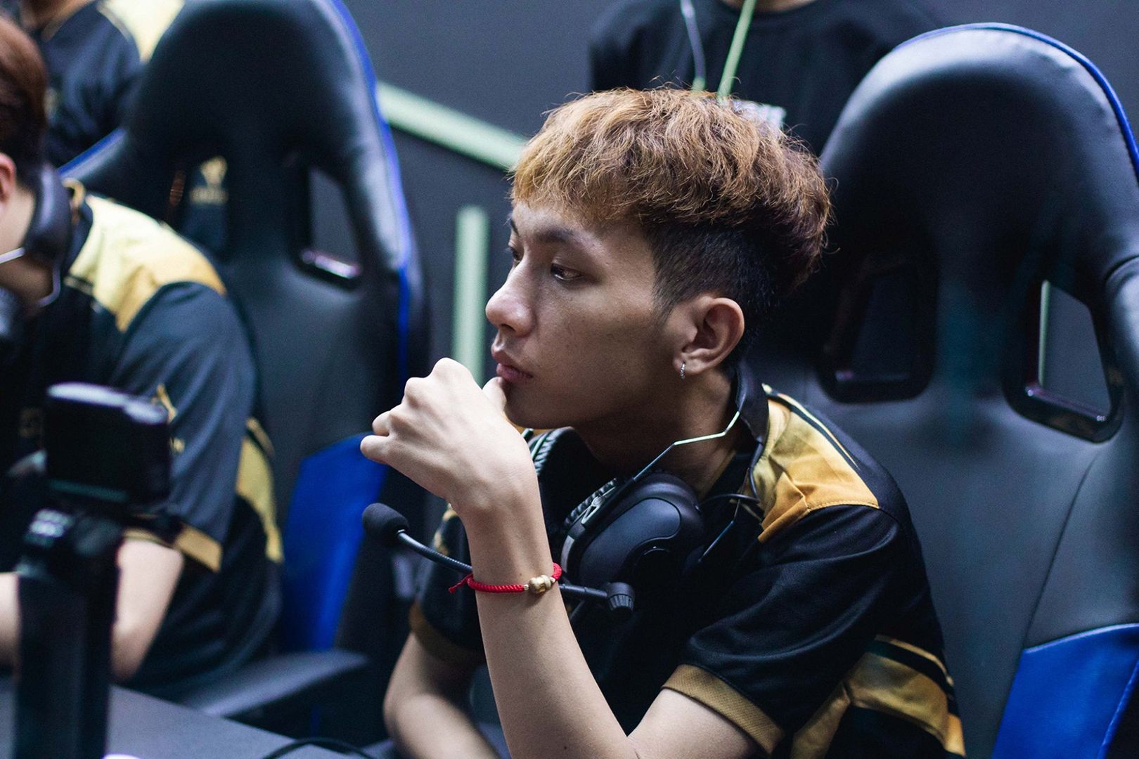 APL 2020 - Bảng A: SGP bị HKA cầm hòa, PH tiếp tục dậm chân tại chỗ | ONE Esports Vietnam