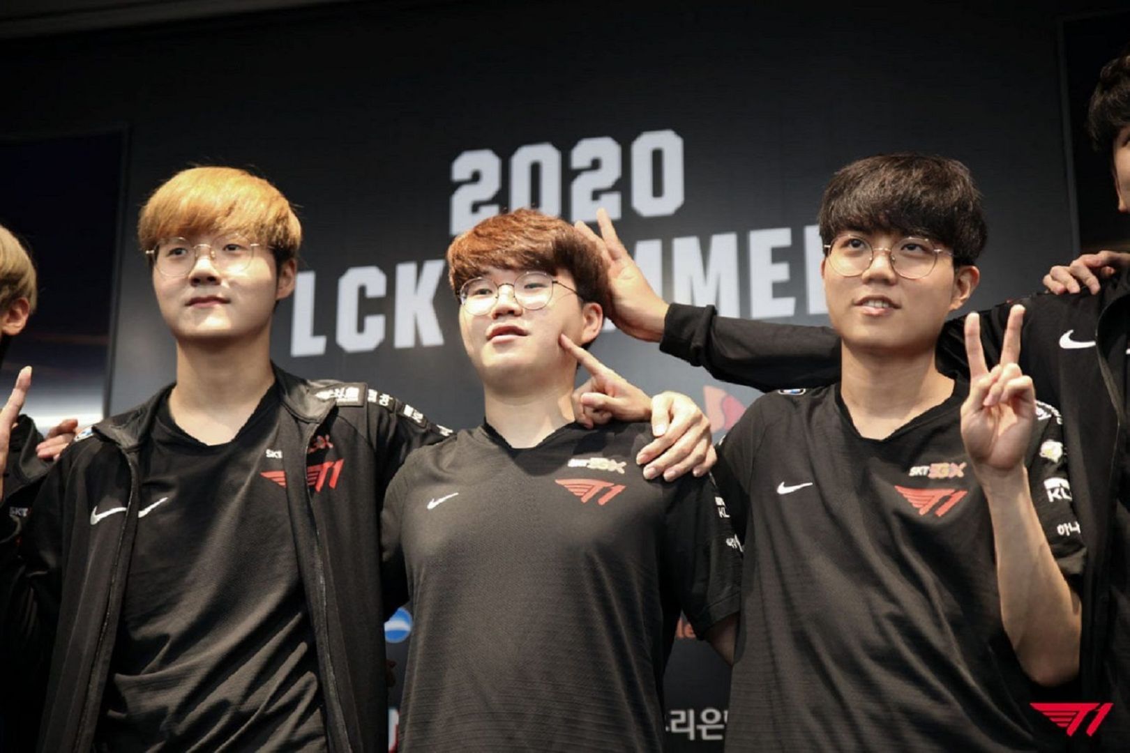 LCK Mùa Hè 2020 – Tuần 7: ‘Quỷ vương’ Faker tiếp tục dự bị, T1 vẫn dễ dàng ‘nuốt gọn’ SB | ONE ...