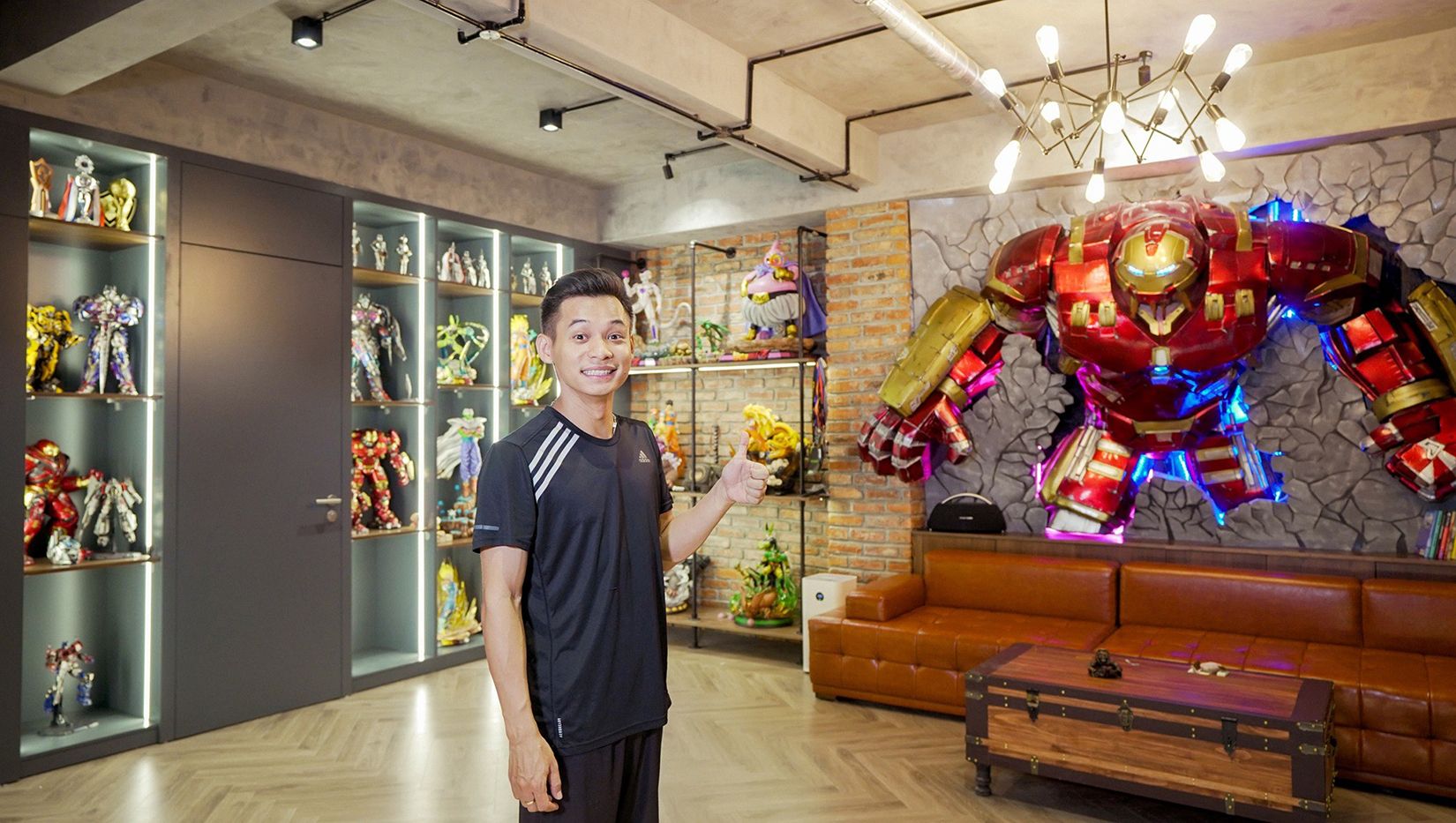 Độ Mixi khoe nhà trong ngày đầu trở lại, cùng săm soi góc stream mới ...