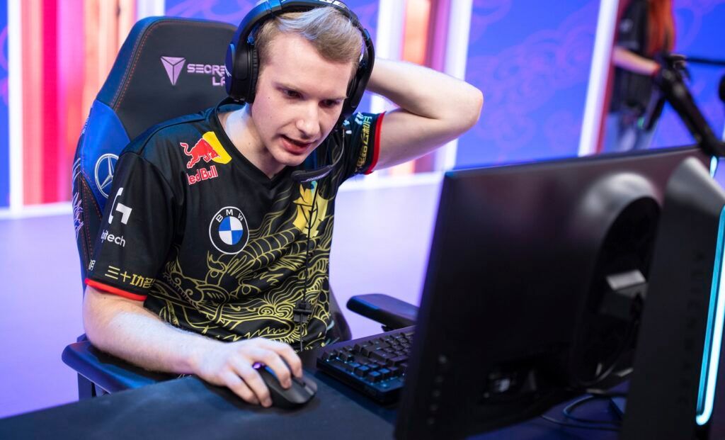 [LMHT] Suýt ôm hận trước SN và SofM, Jankos bộc bạch: 'Mong là đội đủ mạnh để gánh tôi' | ONE ...