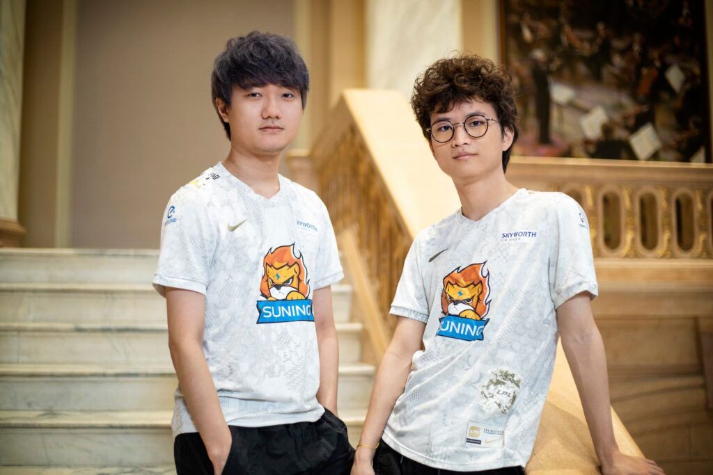 [LPL] SwordArt chính thức trở thành tuyển thủ tự do, Huanfeng có nguy cơ 'bơ vơ' tại Suning ...
