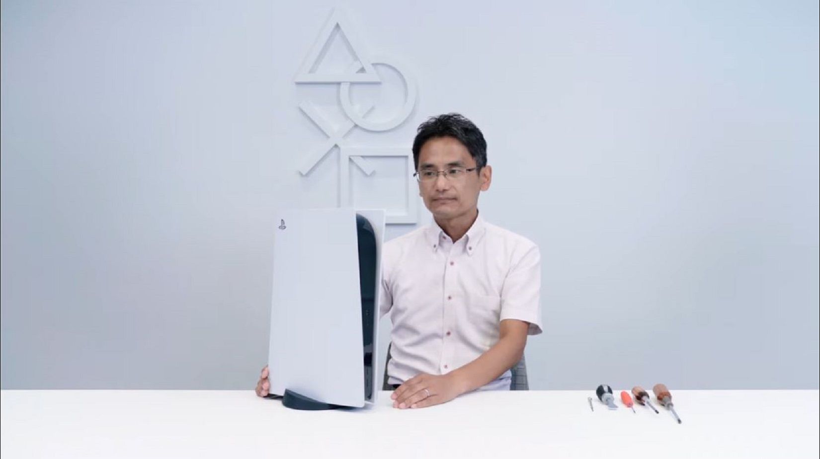 Cùng chuyên gia của Sony khám phá các linh kiện có trong PS5: Xứng danh ...