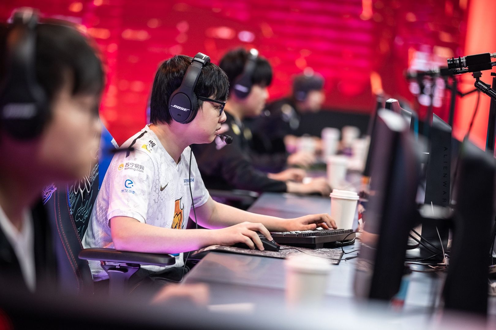 LMHT: Suning Gaming thông báo xử phạt SofM | ONE Esports Vietnam