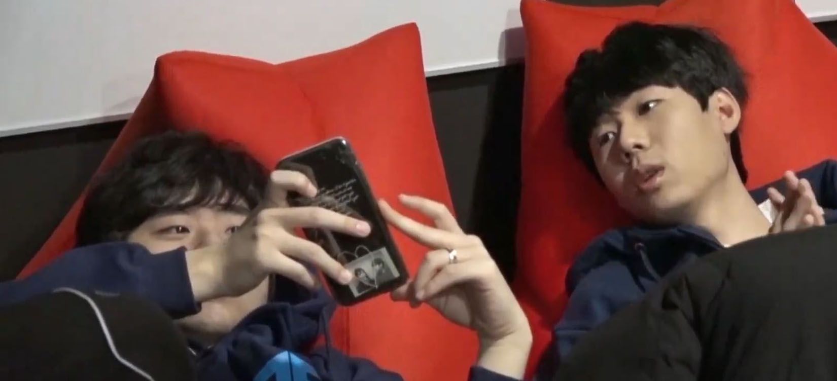 Bang lộ ảnh tình tứ cùng MC Park Jee-Sun tại KeSPA Cup 2020 | ONE ...