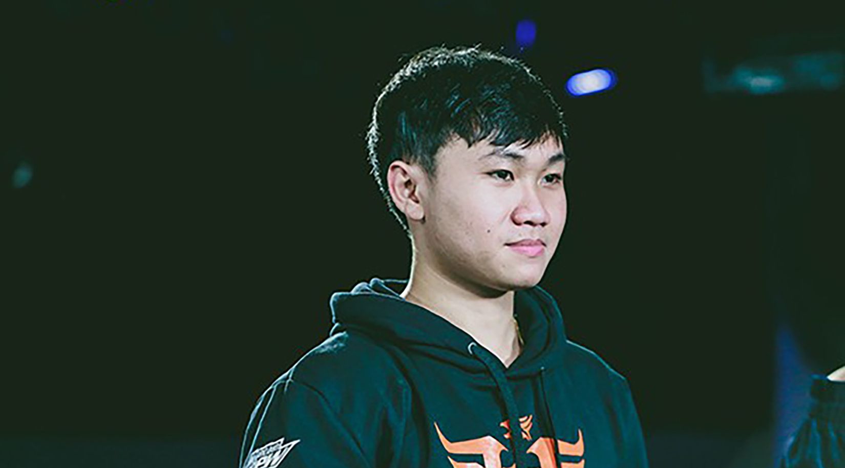 Celebrity: 'Nhìn vào đội hình SBTC đi đã rồi hãy phán vô địch hay không ...